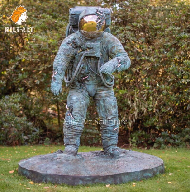 Cosmonaut Bronze Sculpture Space Astronaut - Milystatue - World Leading ...
