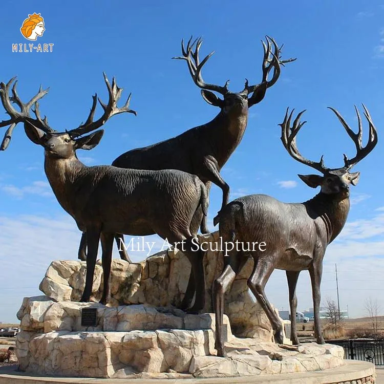 What is the difference between a stag, a moose and an elk?