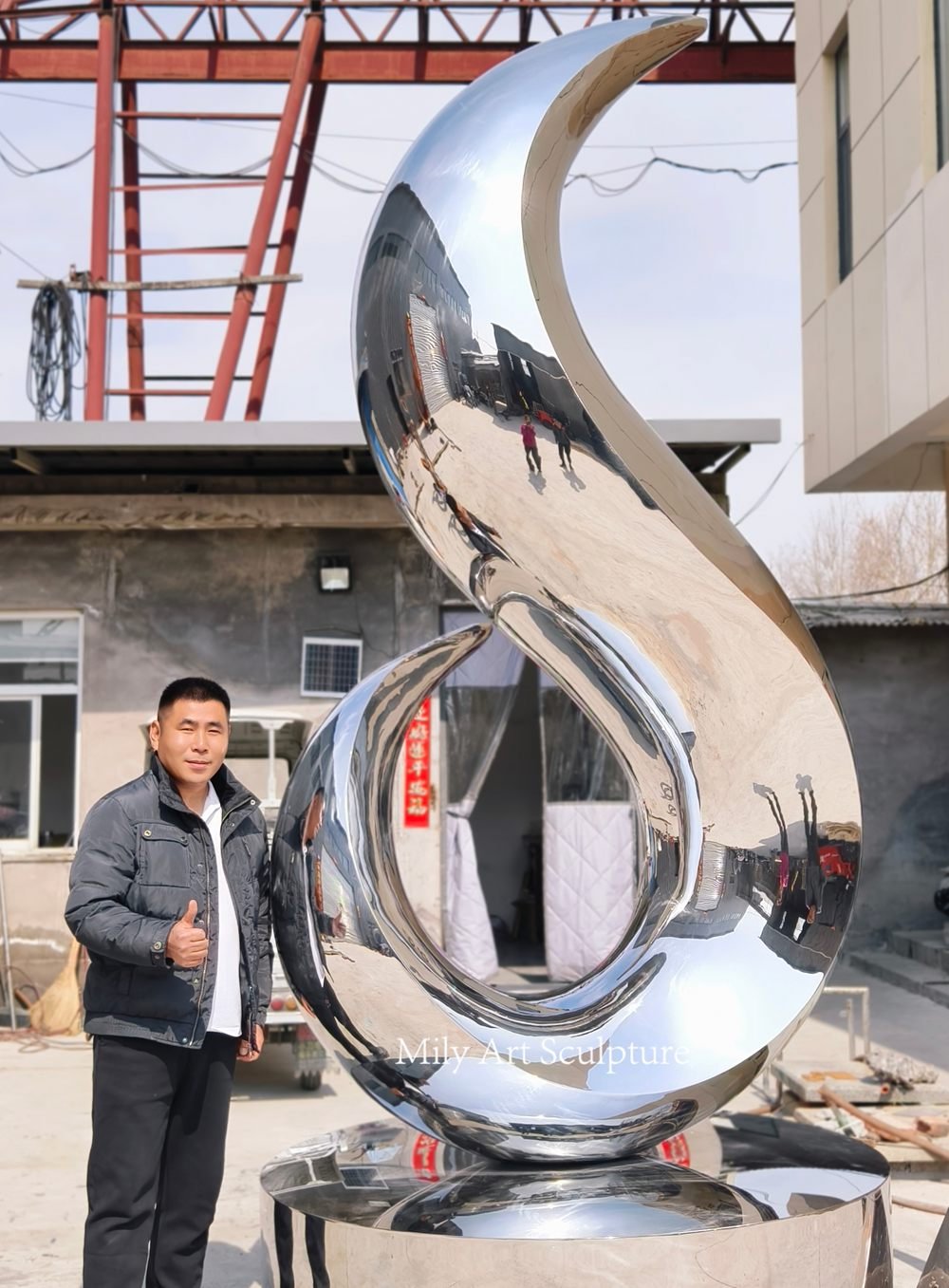 Modern Abstract Mirror Sculpture for Luxury Villas